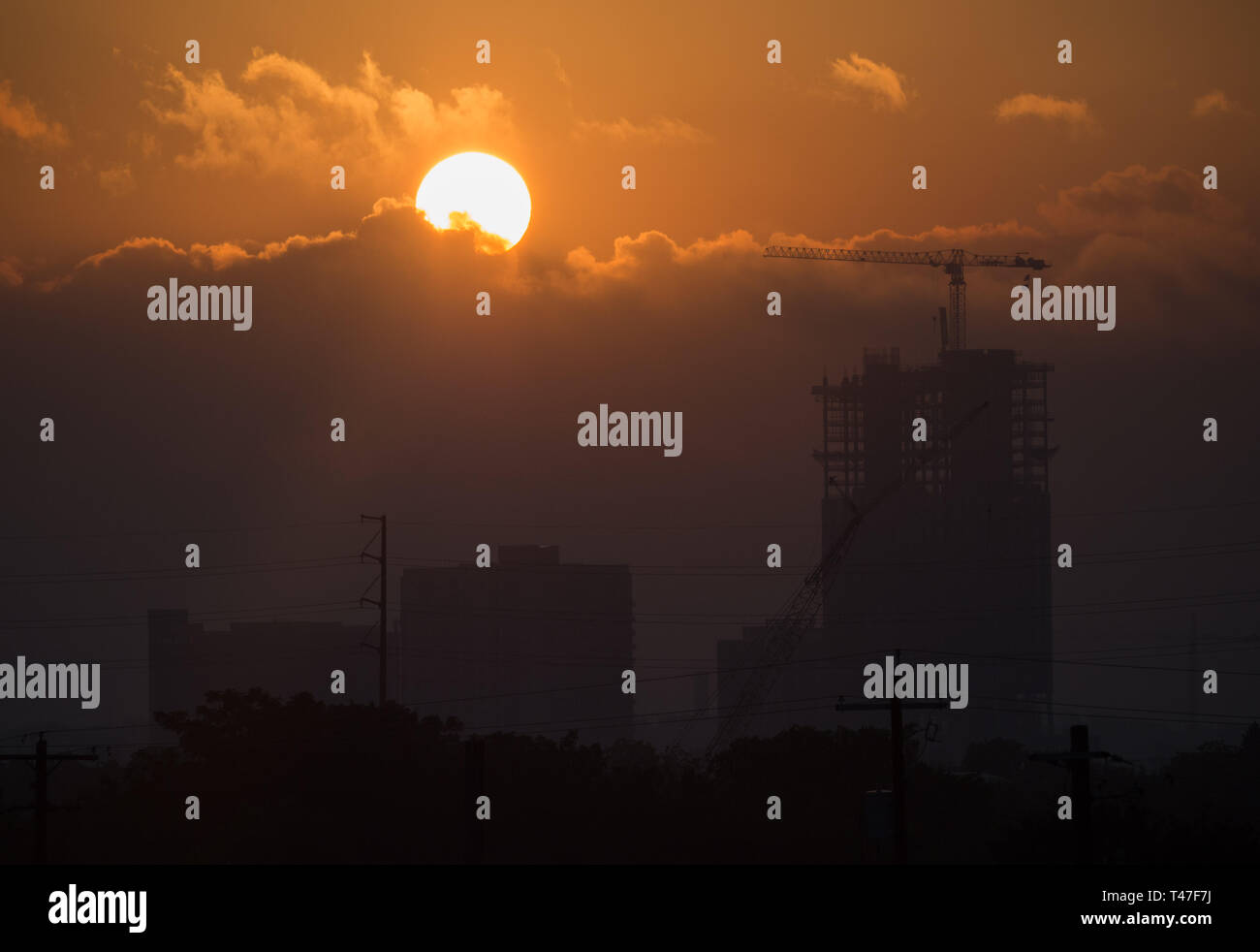 Construction site silhouettes hi-res stock photography and images - Alamy