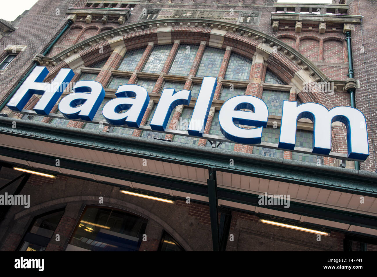 Haarlem railway station holland train rail hi-res stock photography and ...