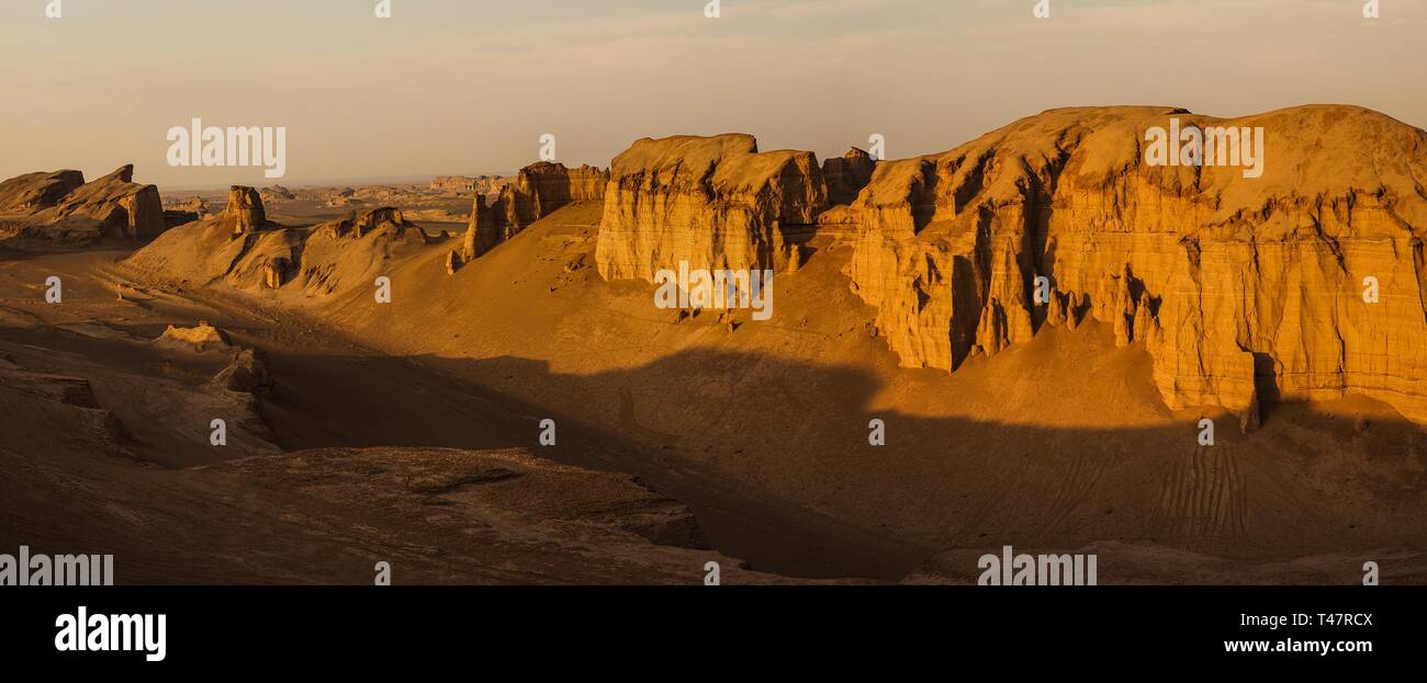 Desert Dascht-e Lut, sandy desert with rocks, Kalut, Iran Stock Photo ...