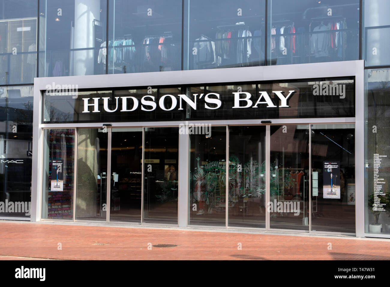Hudson bay store hi-res stock photography and images - Alamy