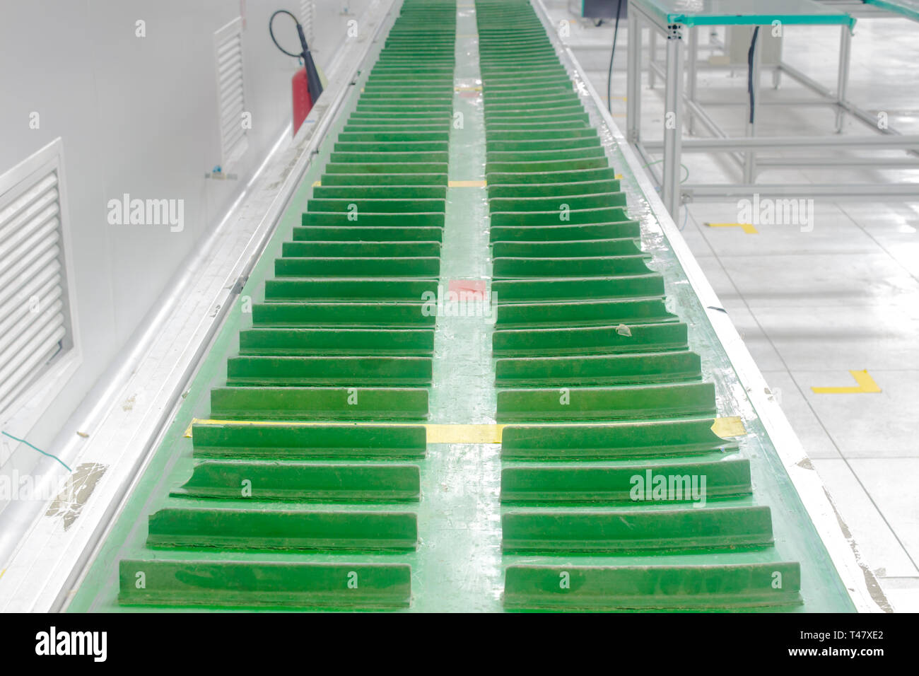 The conveyor chain, and conveyor belt on production line set up in ...