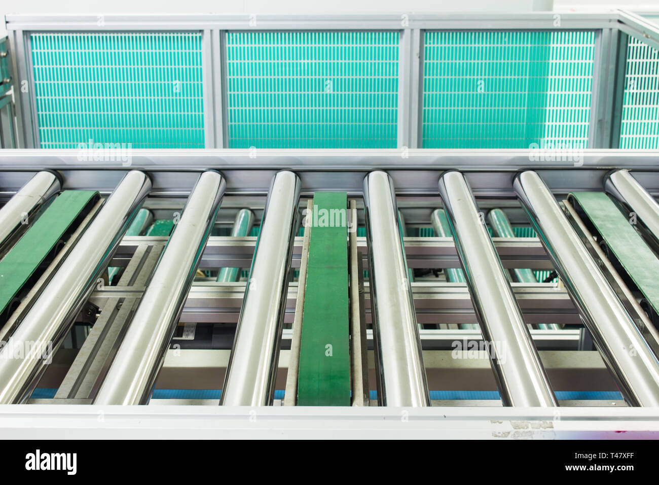 The conveyor chain, and conveyor belt on production line set up in ...