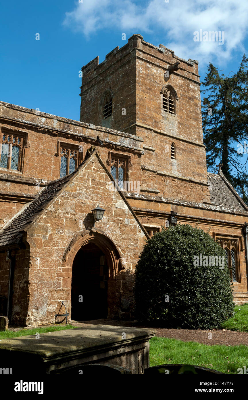 Ironstone churches hi-res stock photography and images - Alamy