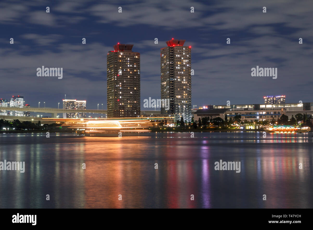 Tokyo bay night hi-res stock photography and images - Alamy