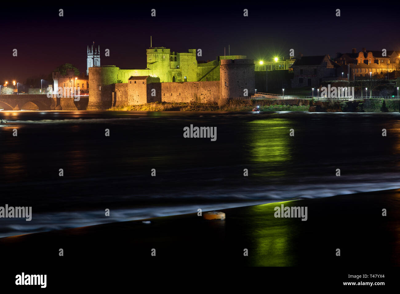 Limerick street old hi-res stock photography and images - Alamy