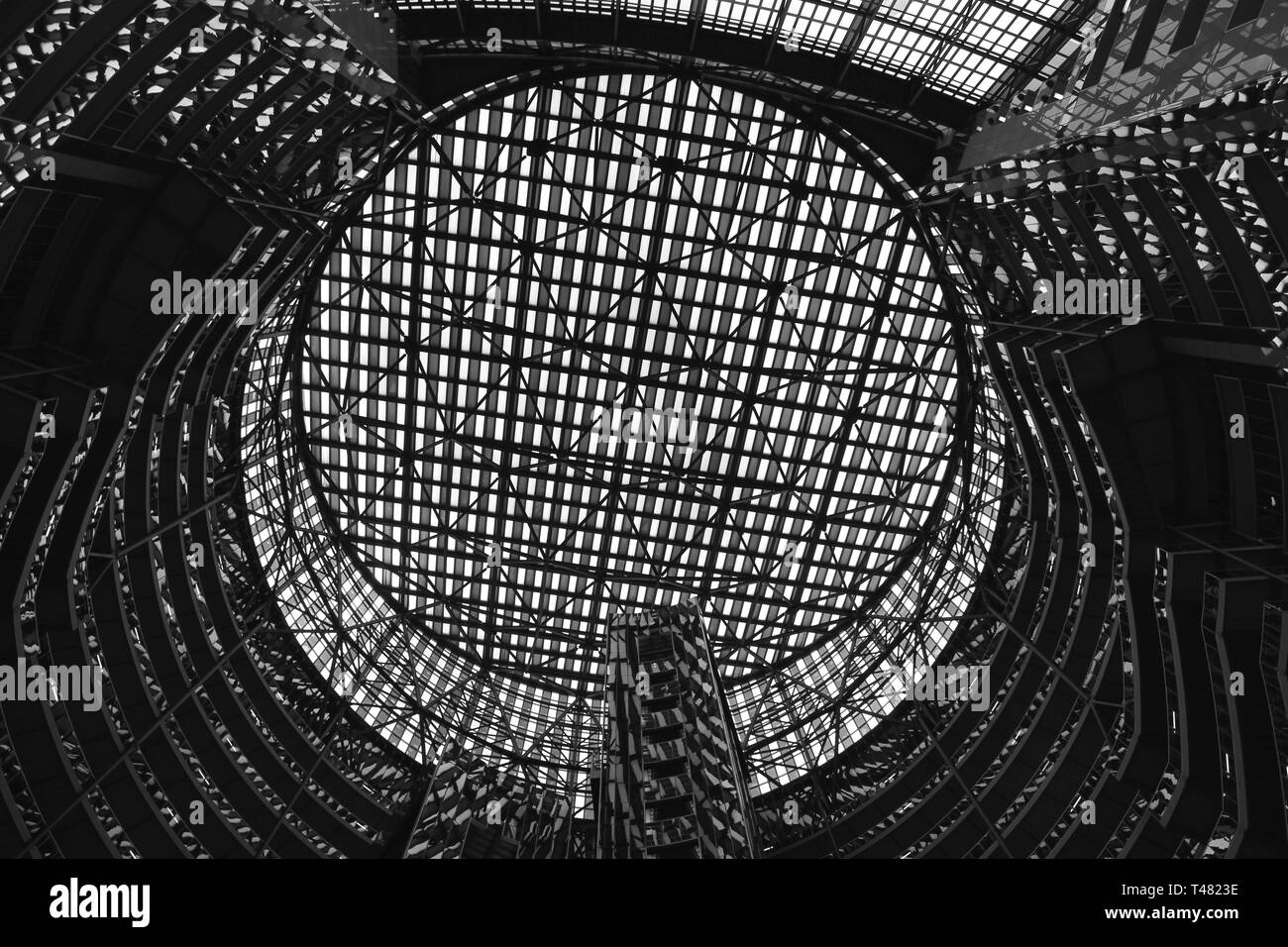Chicago atrium Black and White Stock Photos & Images - Alamy