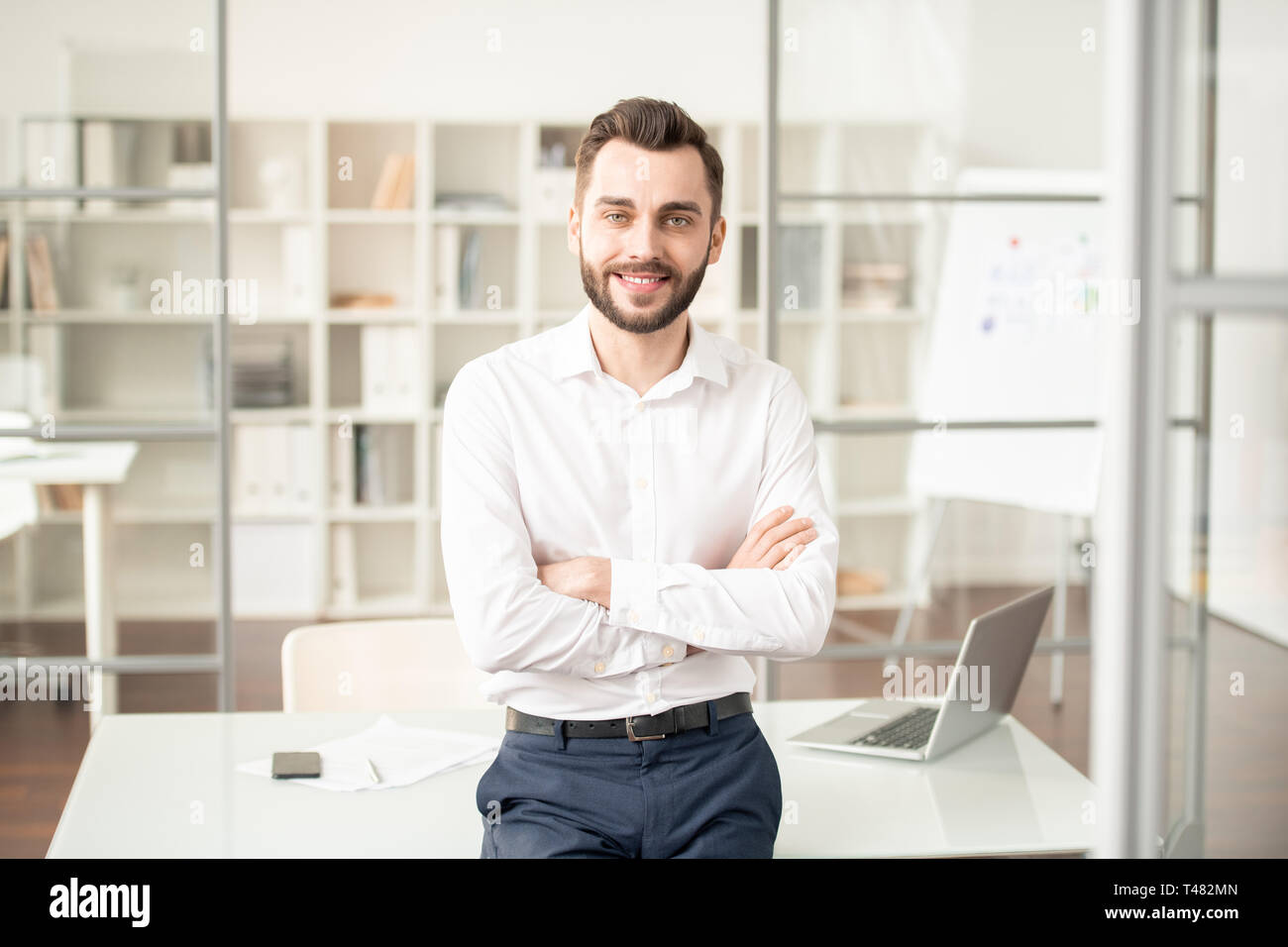 Adult elegant hi-res stock photography and images - Alamy