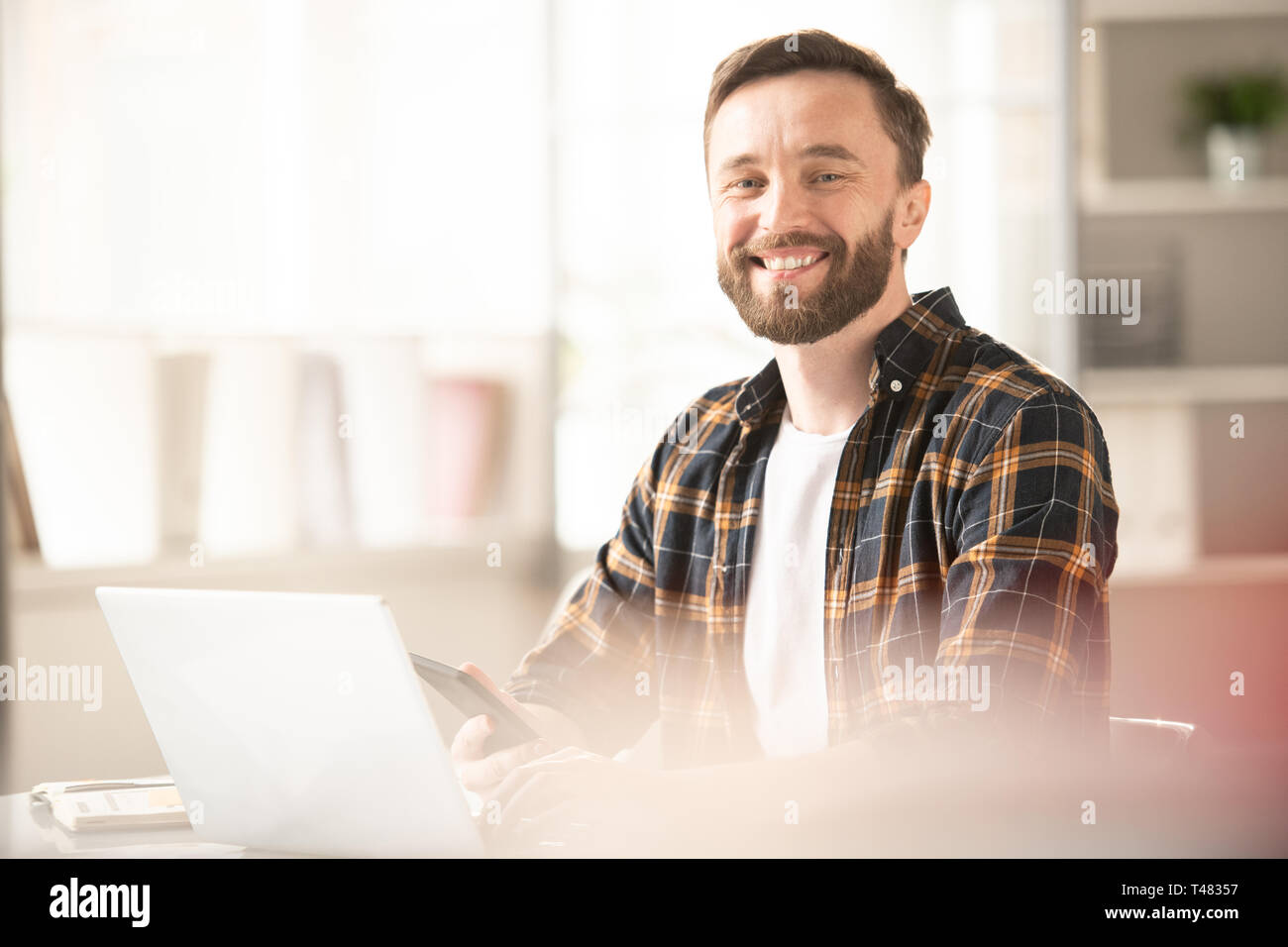 Professional gadgets hi-res stock photography and images - Alamy