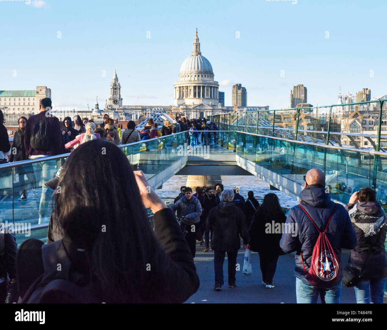 Millennium bridge london city hi-res stock photography and images - Alamy