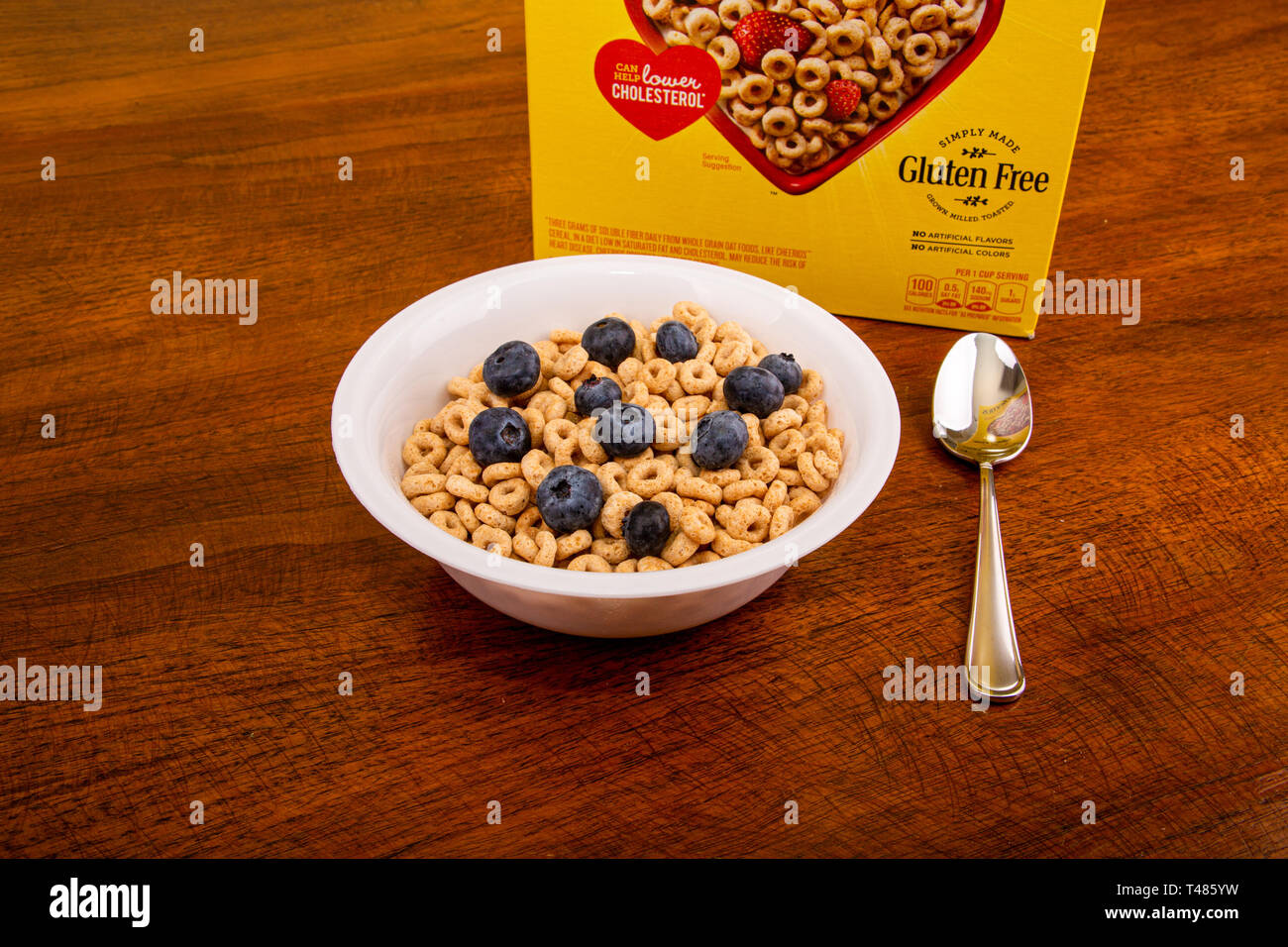 Cheerios box hi-res stock photography and images - Alamy