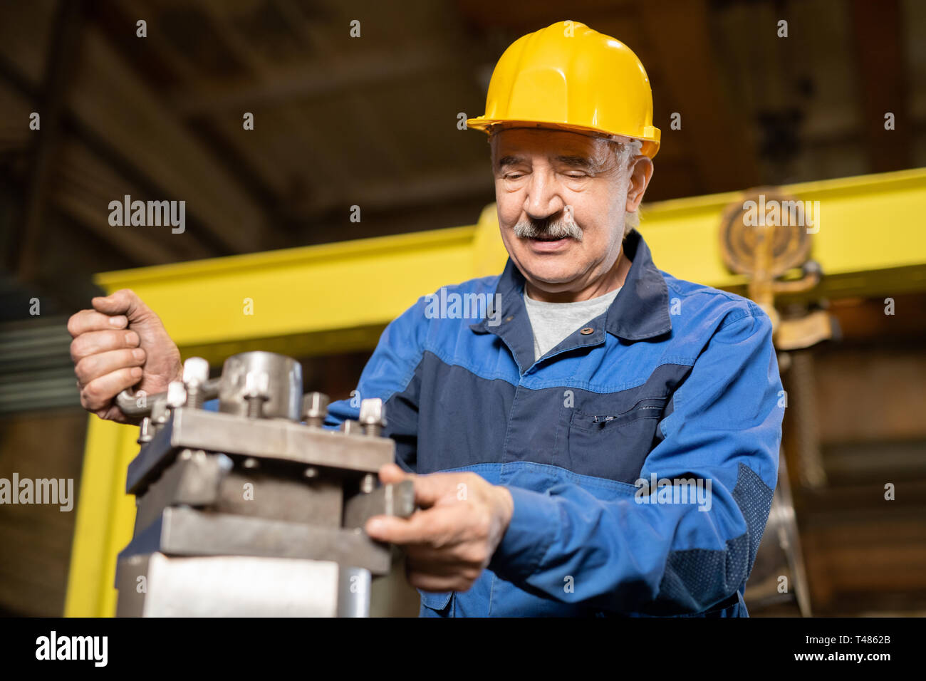 Technical check hi-res stock photography and images - Alamy