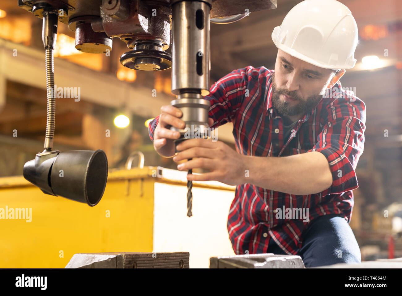 Drill mechanism hi-res stock photography and images - Alamy