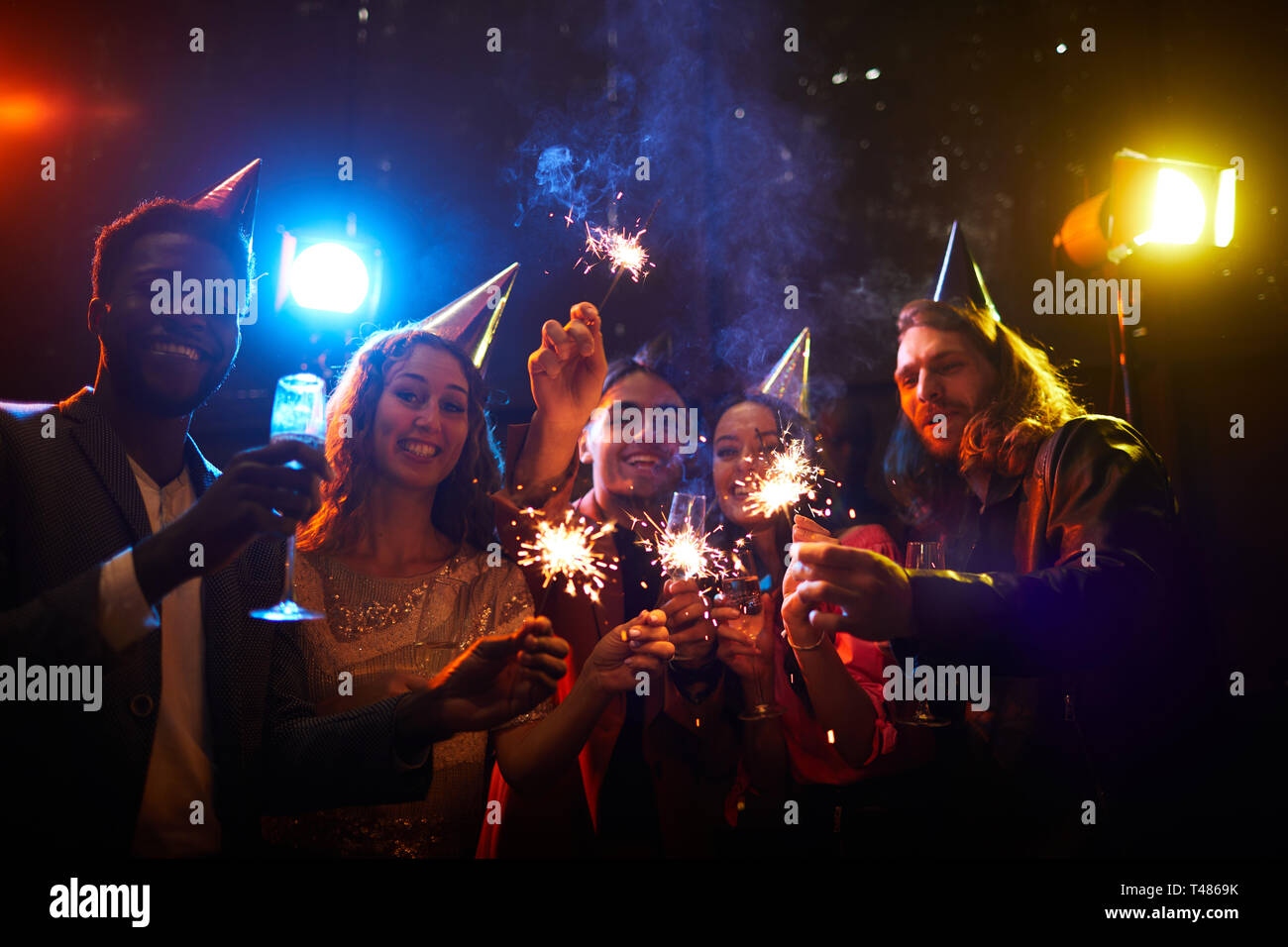 Young people sparklers party hi-res stock photography and images - Alamy
