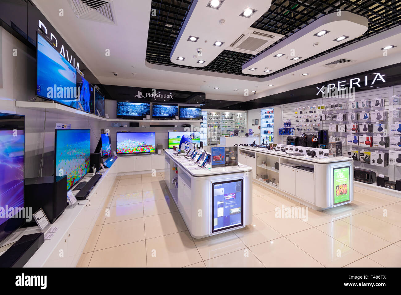 Sony tv screen 4k hi-res stock photography and images - Alamy