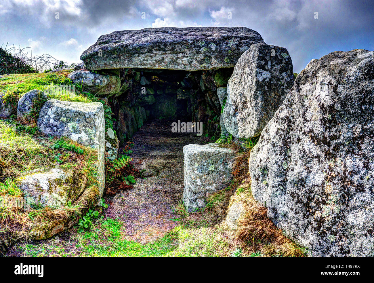 Bant's Carn, Ancient Burial Chamber, St Mary's, Isles of Scilly Stock ...