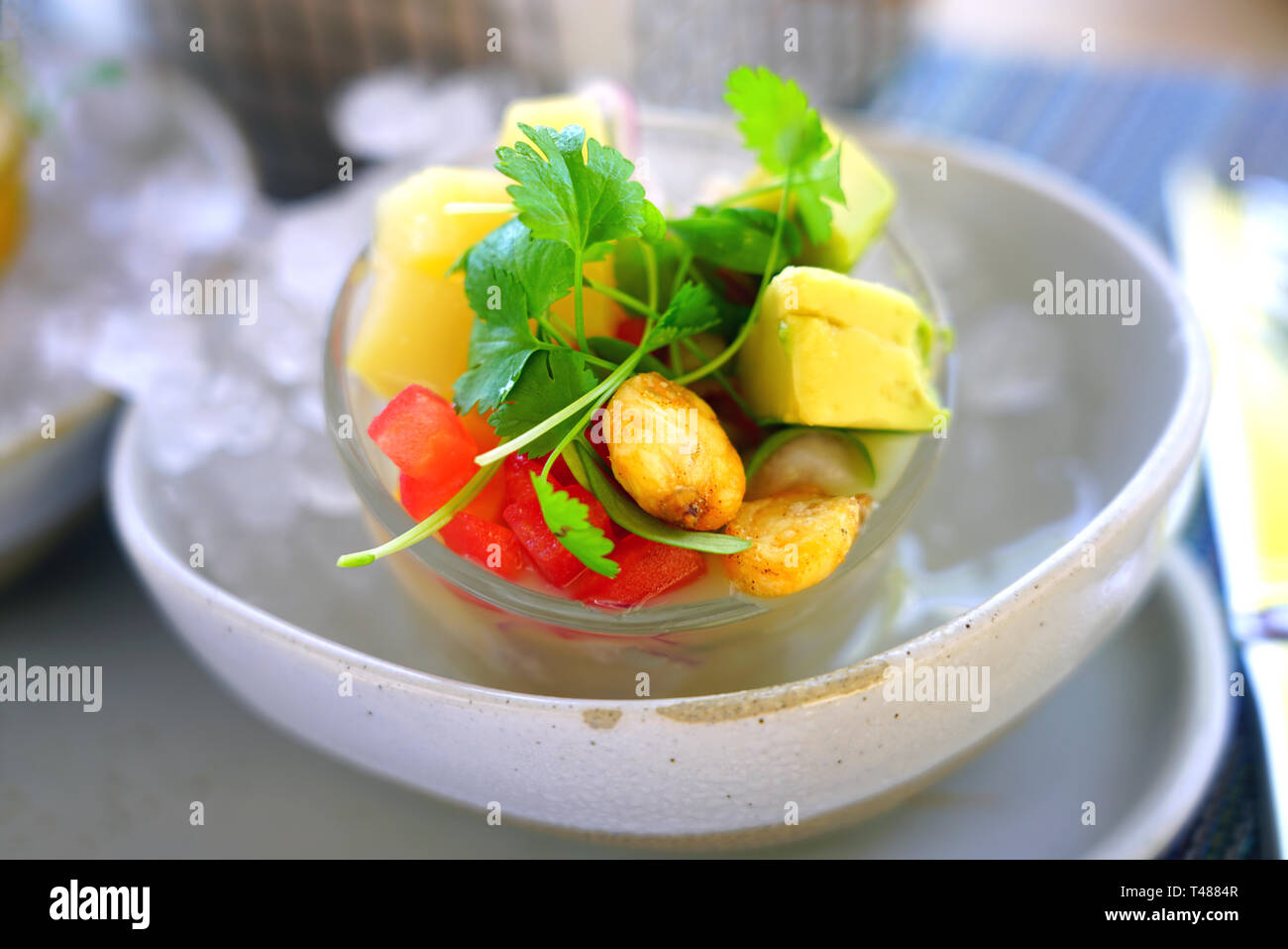 Grouper fish on ice hi-res stock photography and images - Alamy