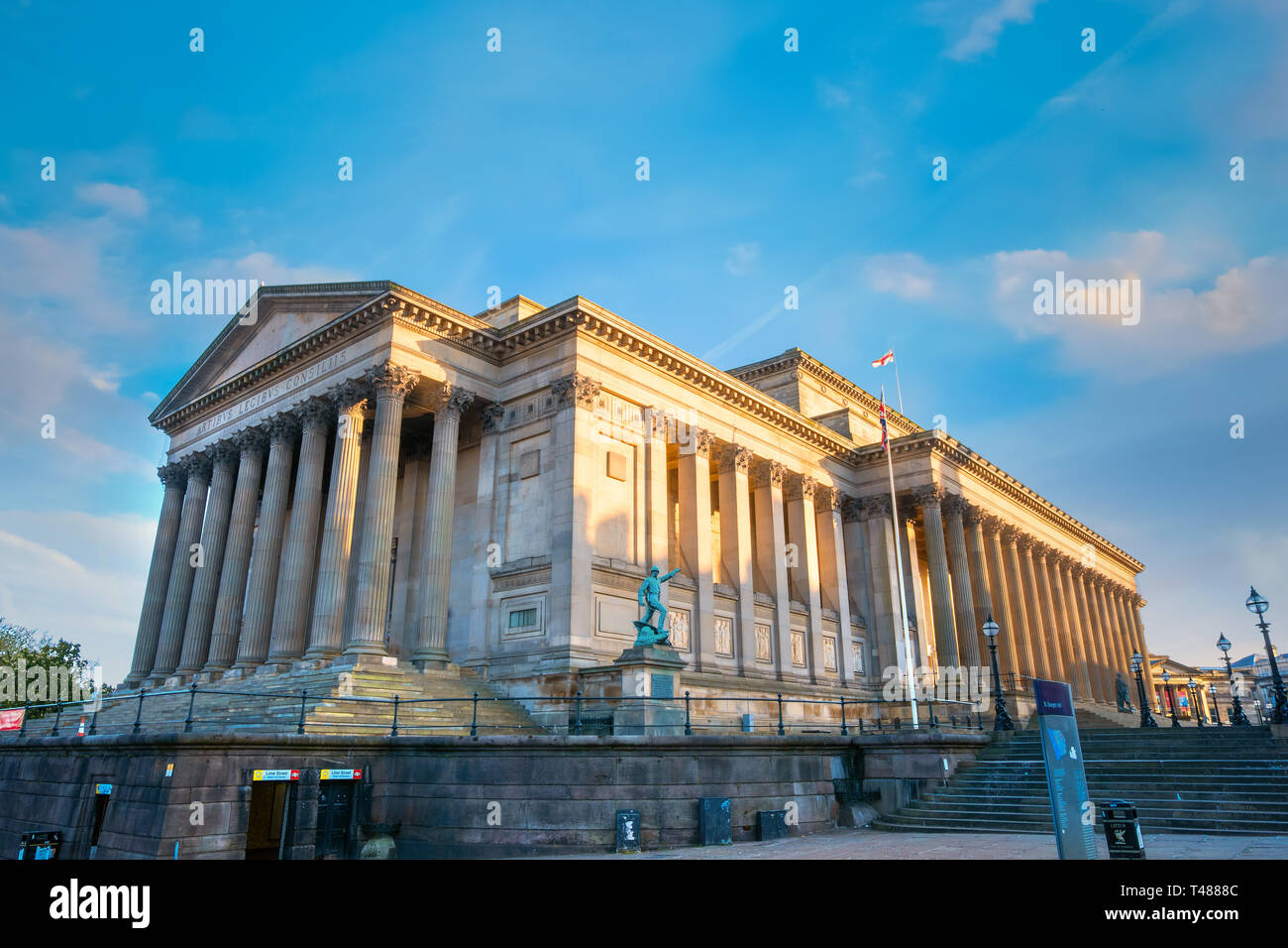 Liverpool Courts High Resolution Stock Photography and Images - Alamy