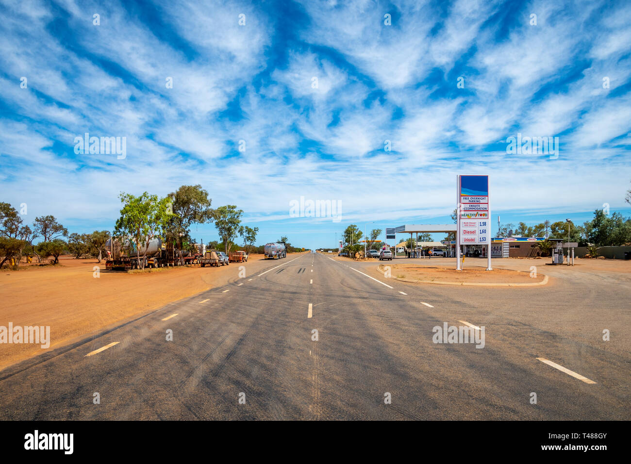 Fuel road markings hi-res stock photography and images - Alamy