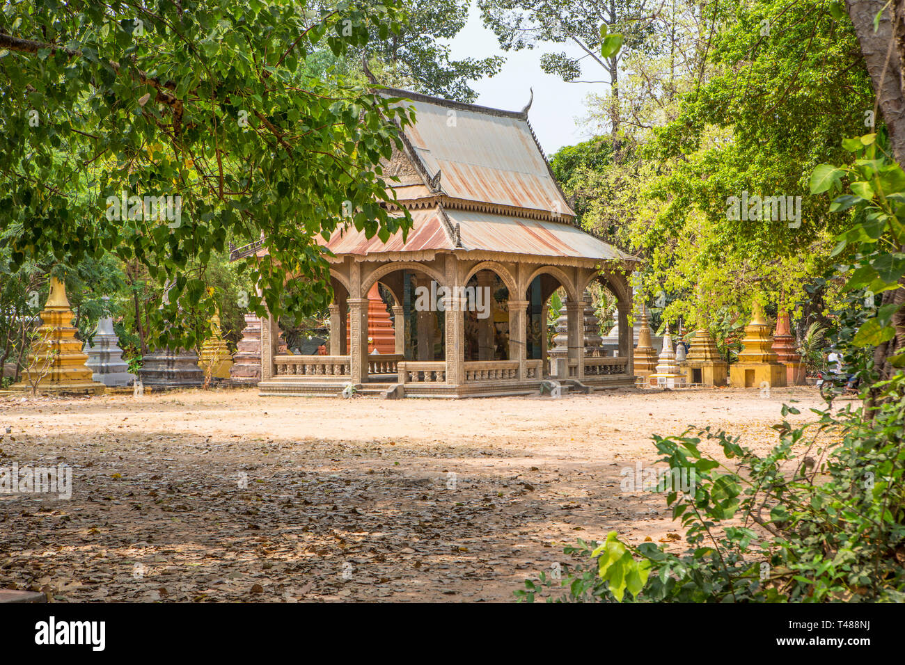 Wat Bo Temple, Siem Reap, Cambodia Stock Photo - Alamy