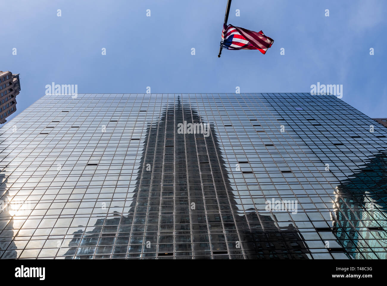 Chrysler Building reflection NYC Stock Photo - Alamy