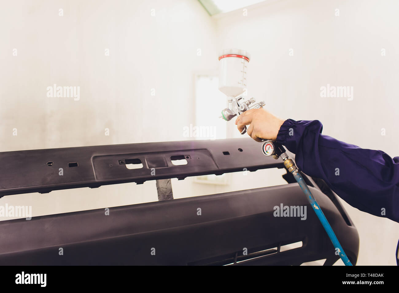 Automotive painter hi-res stock photography and images - Alamy