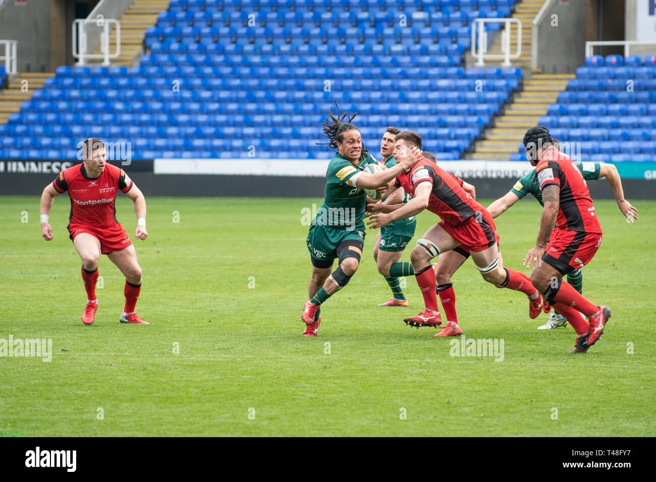 London Irish v Hartpury 14/04/19 at Madejski Stadium Stock Photo - Alamy