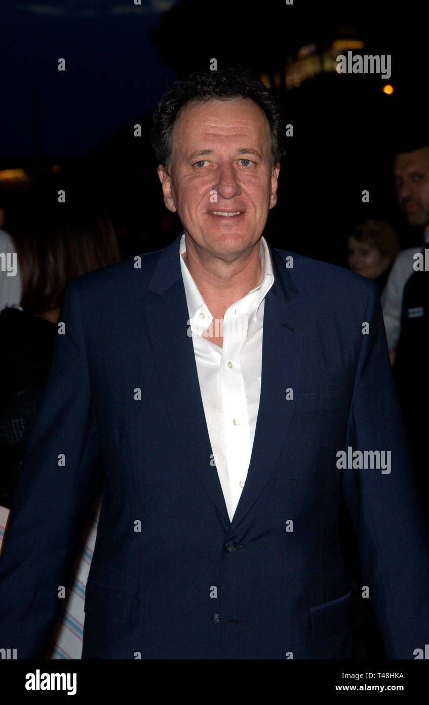 Geoffrey Rush Movies