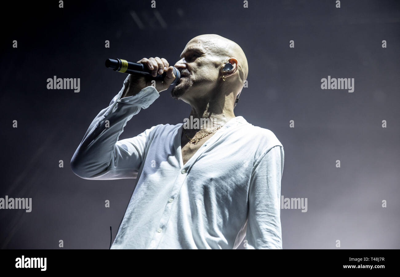James perform at the O2 Guildhall in Southampton Featuring: James, Tim ...