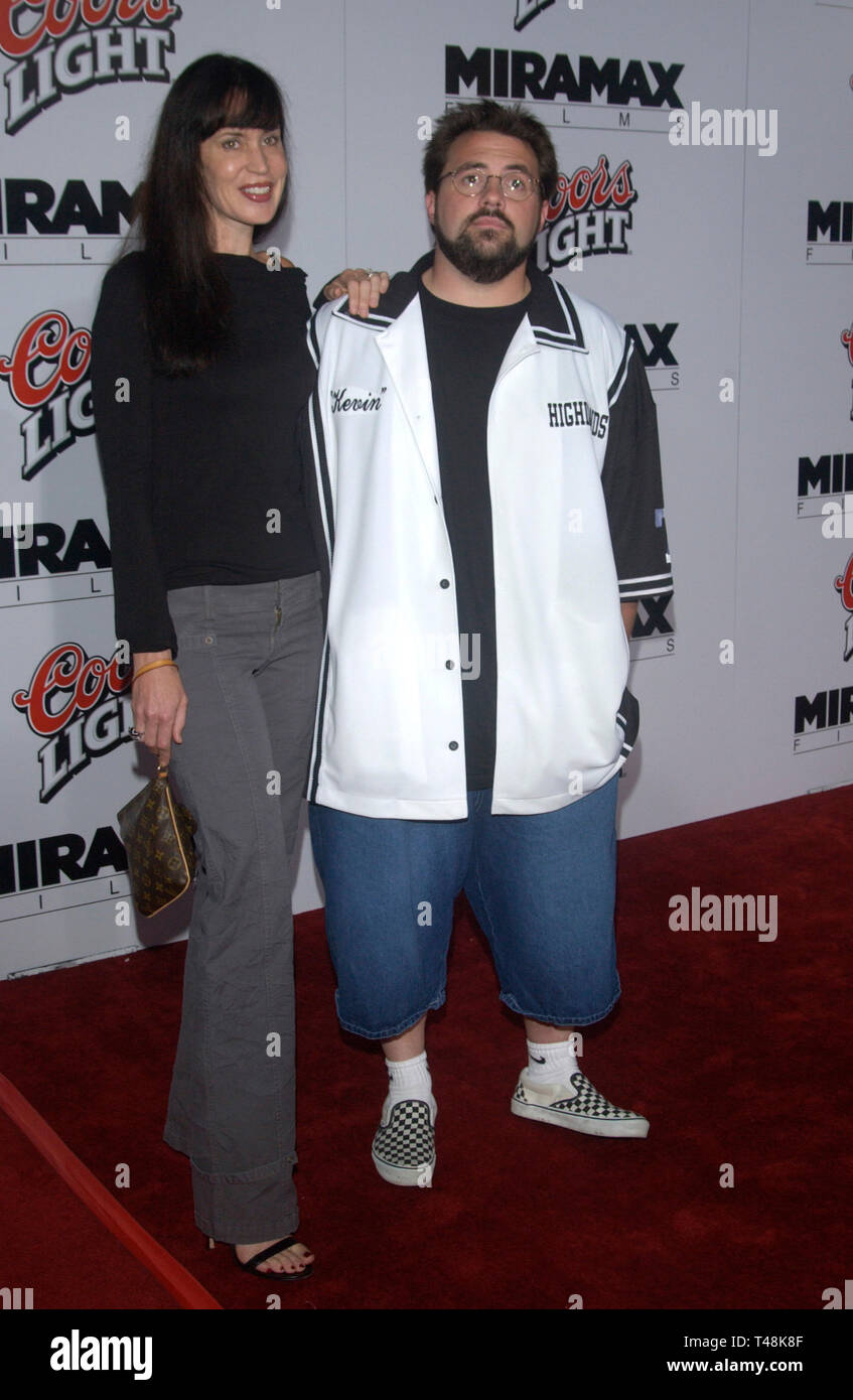 LOS ANGELES, CA. September 29, 2003: Director KEVIN SMITH & wife at the ...