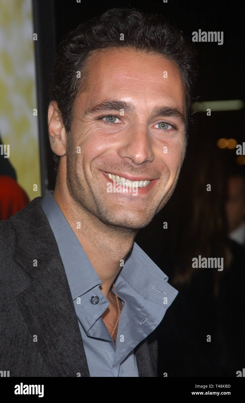 LOS ANGELES, CA. September 30, 2003: Actor RAOUL BOVA at the world ...