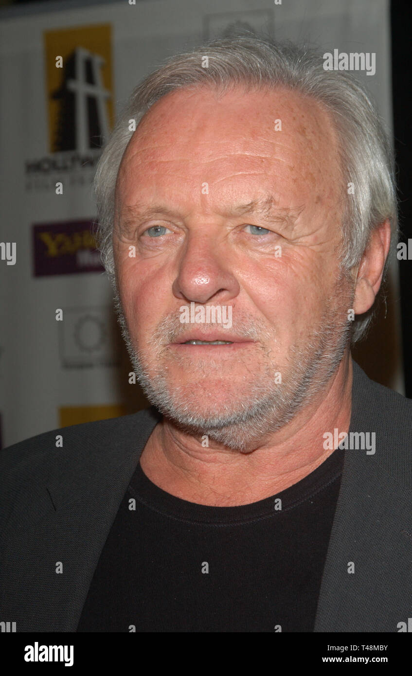 LOS ANGELES, CA. October 21, 2003: Actor SIR ANTHONY HOPKINS at the ...