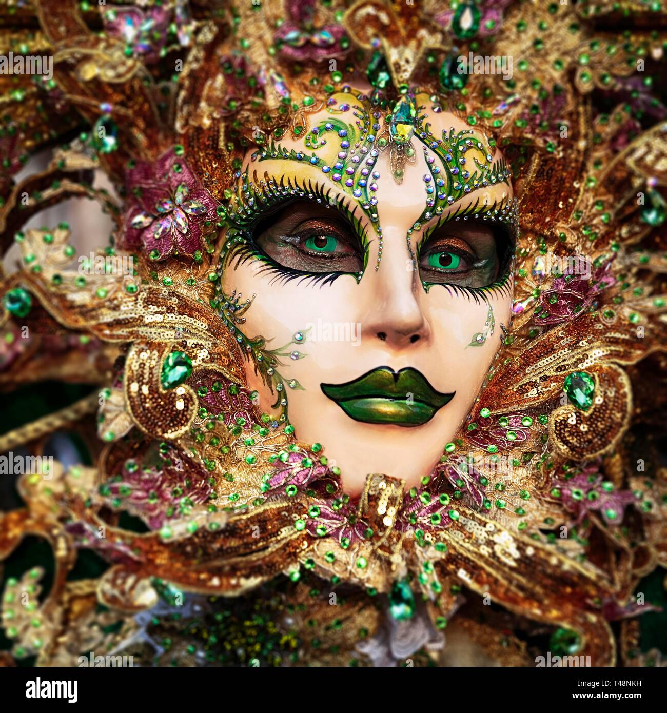 Portrait, Venetian mask with green eyes and green lips, Carnival in ...