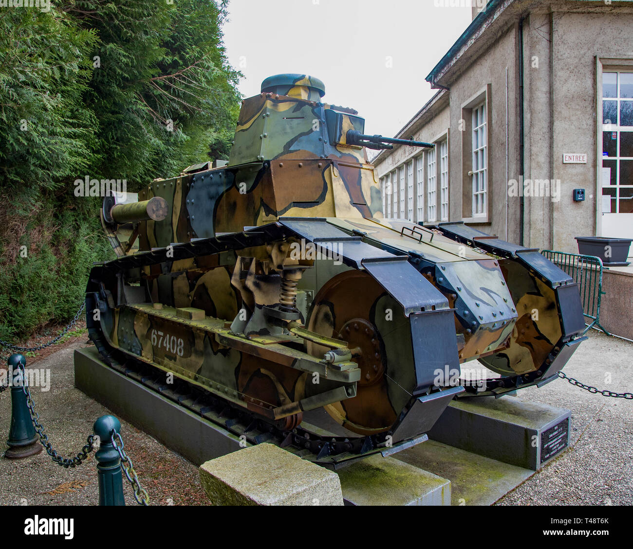 Renault FT17 tank of the Great War at the Armistice Museum in Compiegne ...