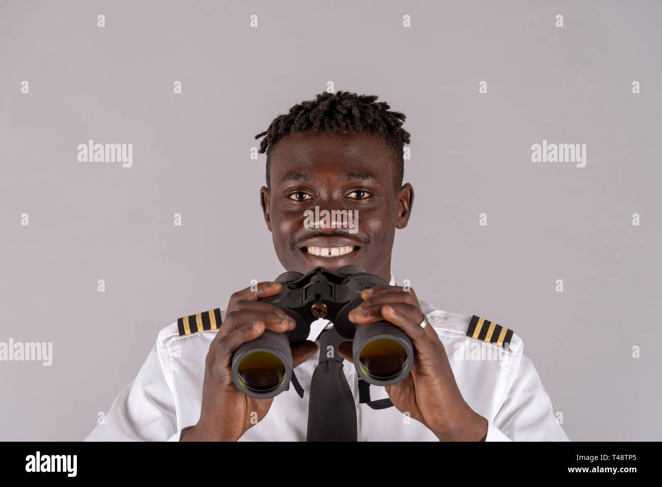 Using binoculars young hi-res stock photography and images - Alamy
