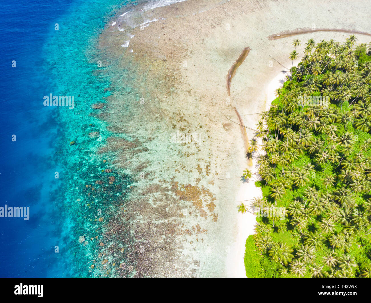 Aerial top down view Banyak Islands Sumatra tropical archipelago ...