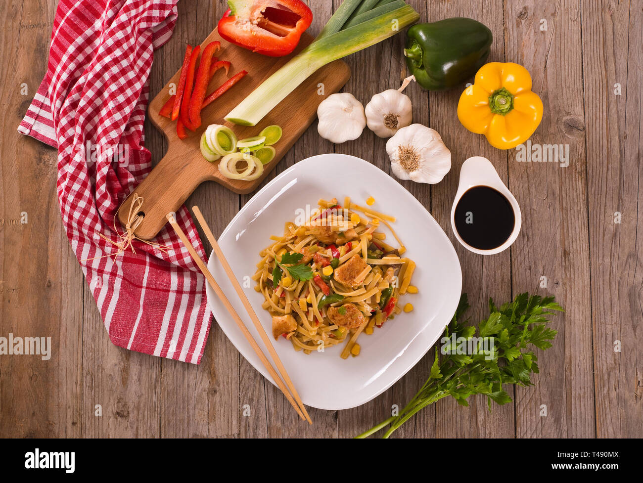 Indonesian pasta hi-res stock photography and images - Alamy