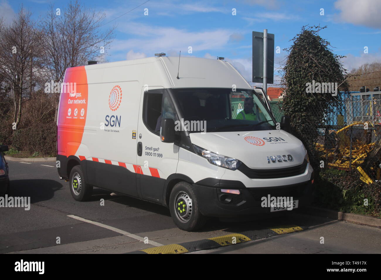 Iveco van hi-res stock photography and images - Alamy