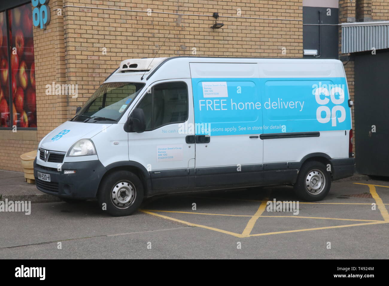 Co op delivery van hi-res stock photography and images - Alamy
