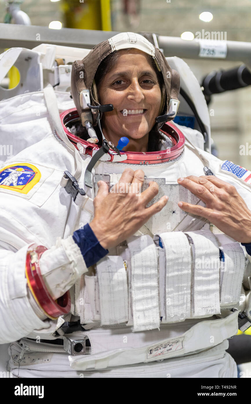 Suni Williams High Resolution Stock Photography and Images - Alamy