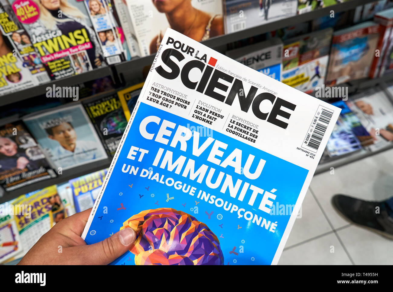 Magazine cover page science hi-res stock photography and images - Alamy