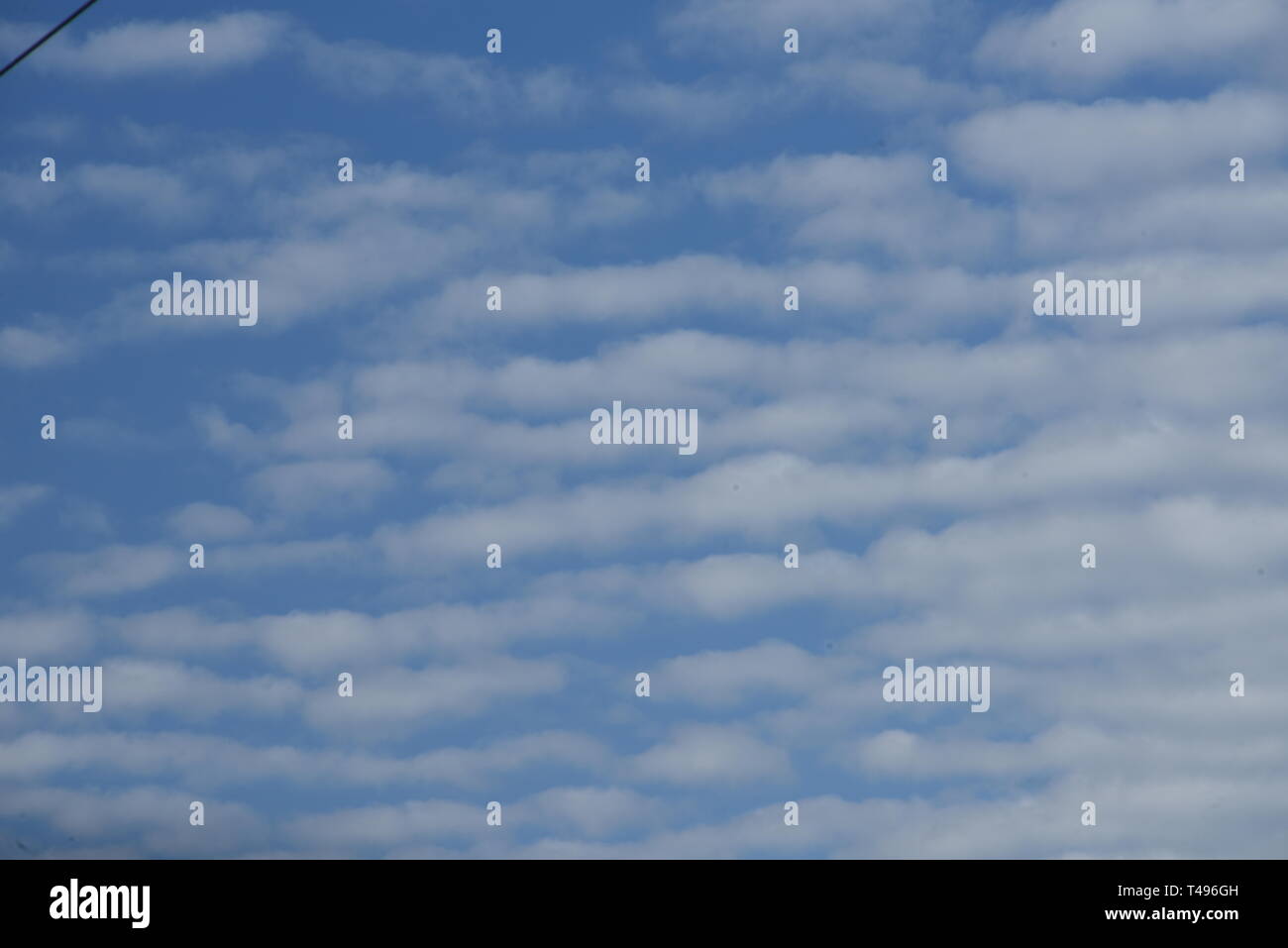 Altocumulus cloud layer hi-res stock photography and images - Alamy