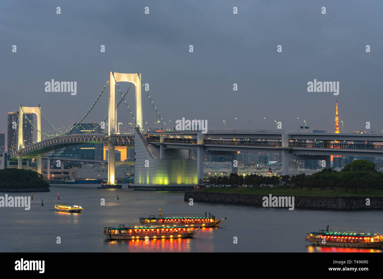 Beautiful night view of Odaiba, Tokyo Tower and Rainbow Bridge in Tokyo ...