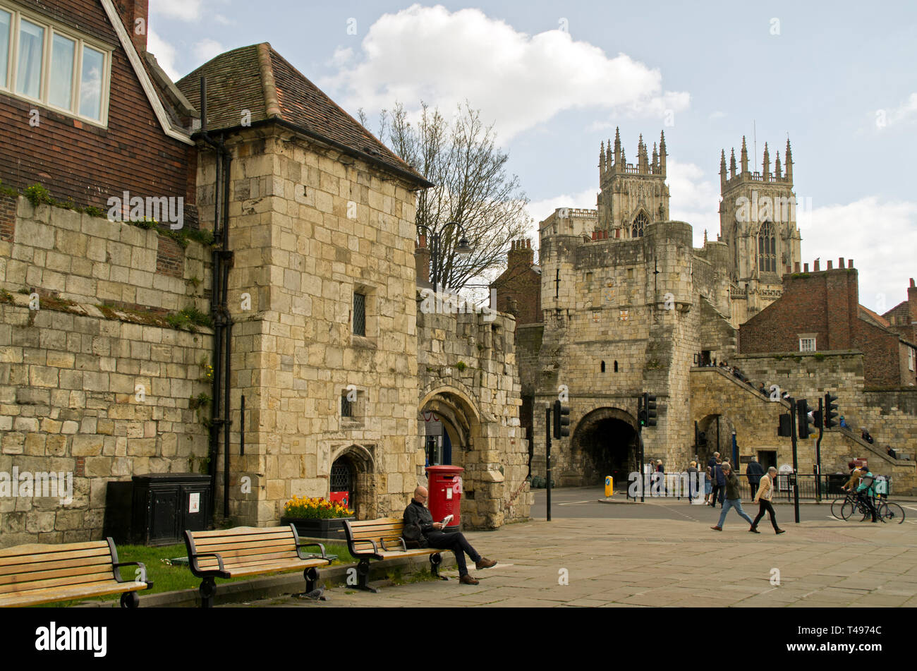 Bootham bar gate gateway hi-res stock photography and images - Alamy