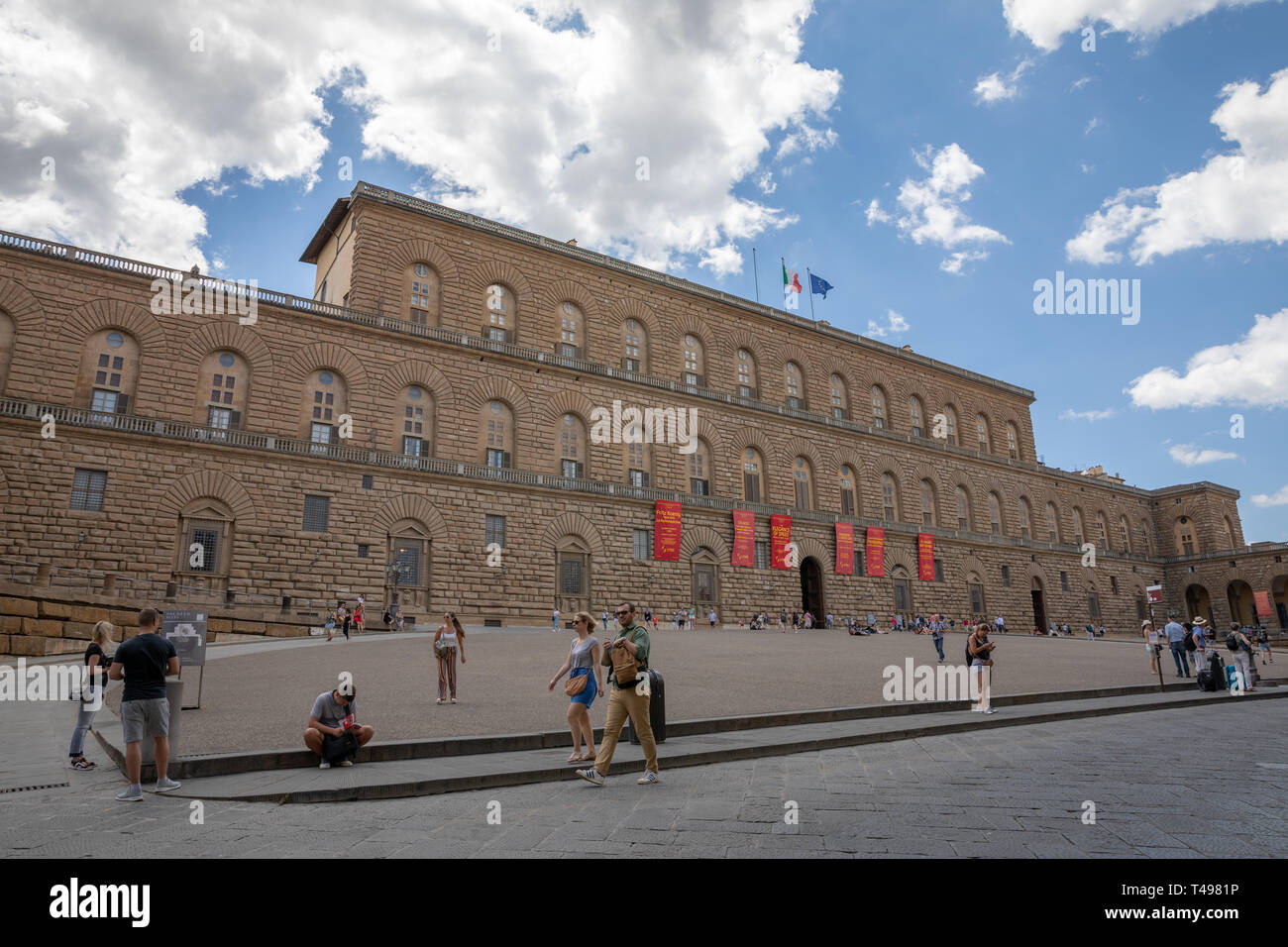 Italy florence palazzo pitti gallery hi-res stock photography and ...