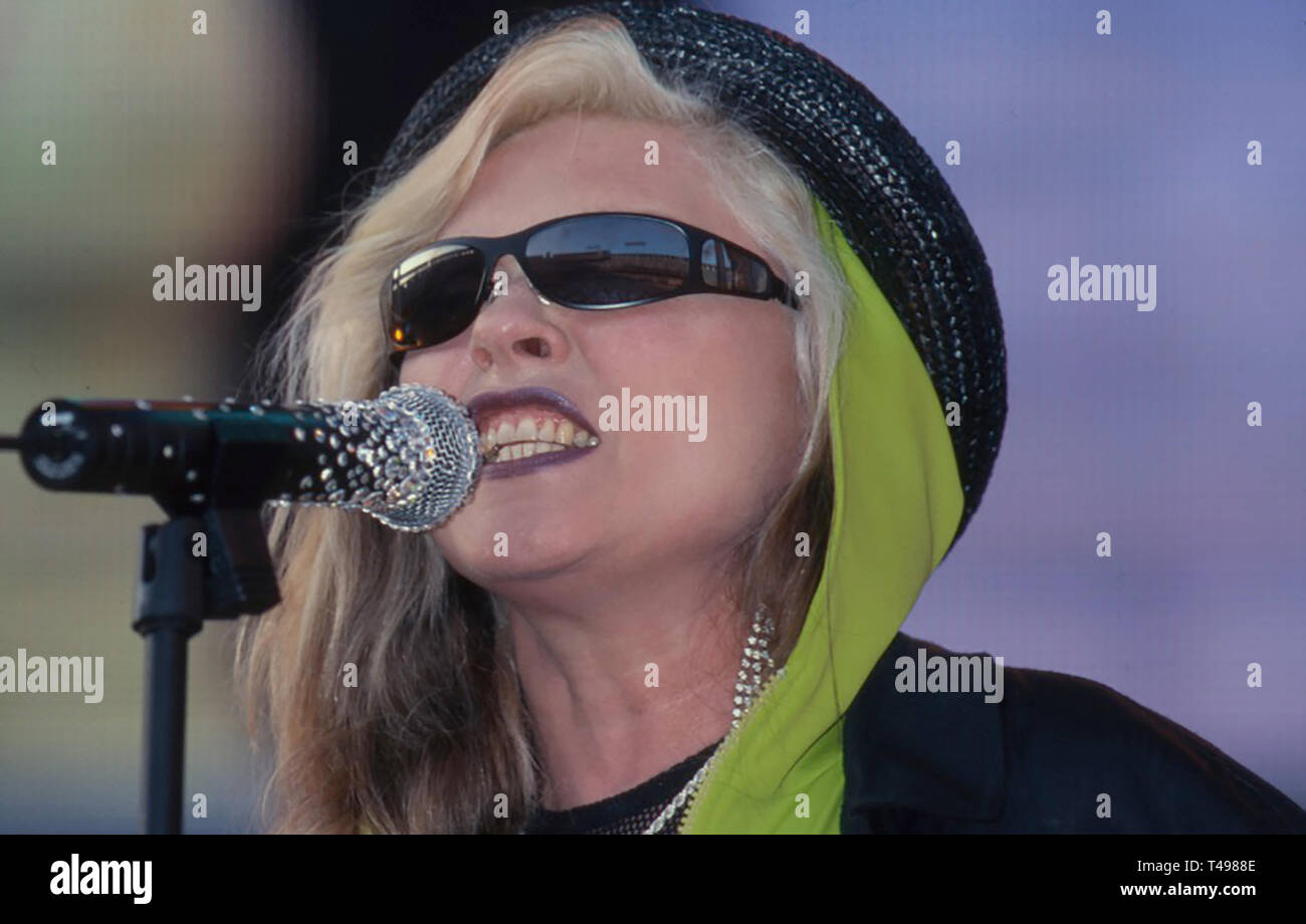 Debbie harry singer blondie in hi-res stock photography and images - Alamy