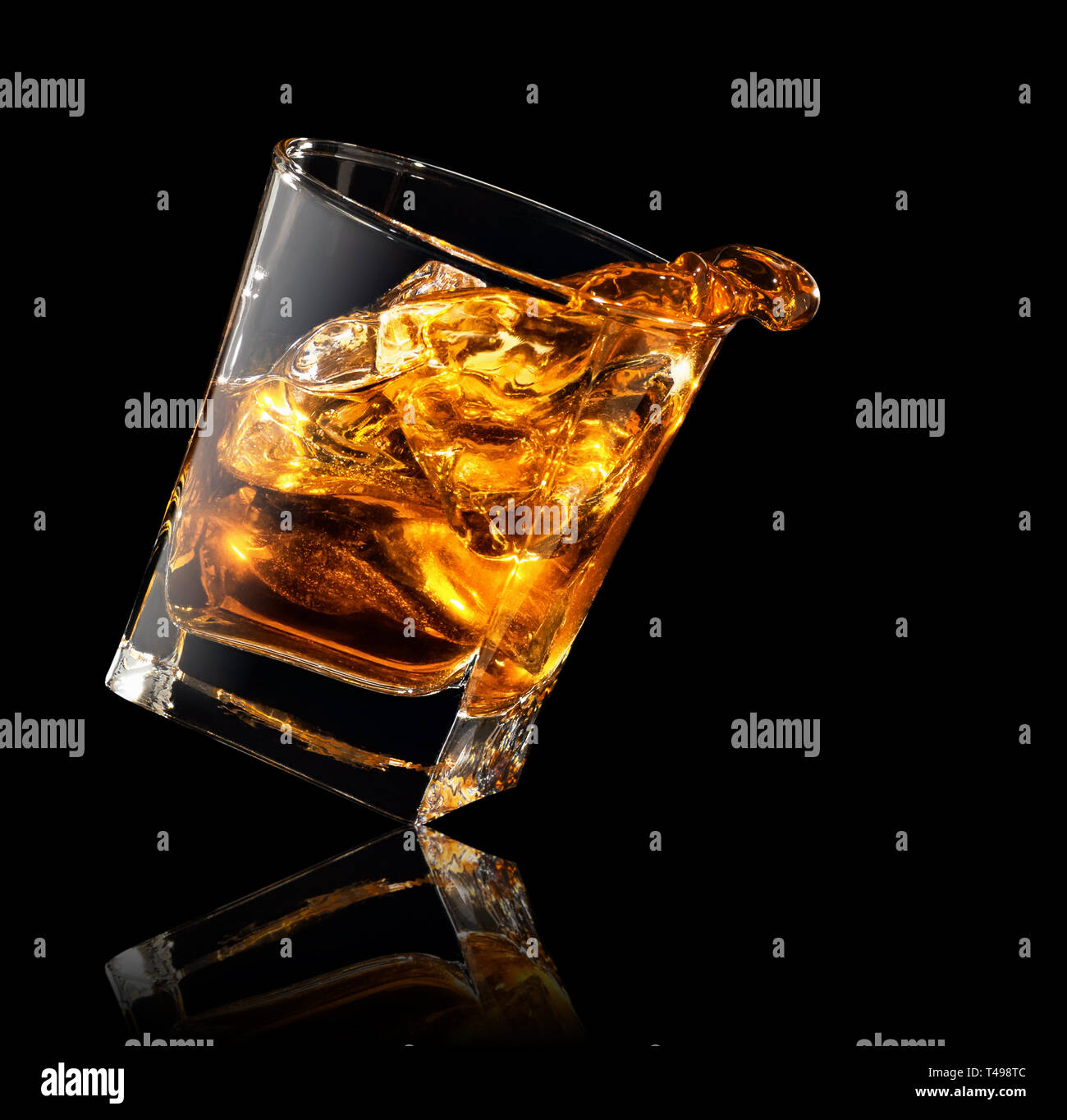 Wave in cocktail glass hi-res stock photography and images - Alamy