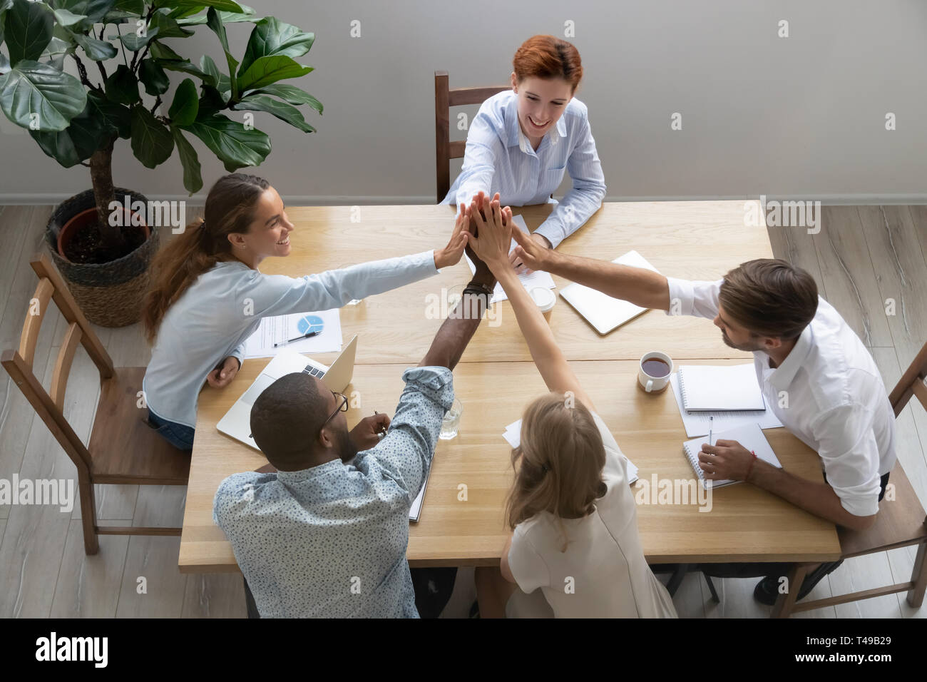 Group of business people overhead hi-res stock photography and images ...