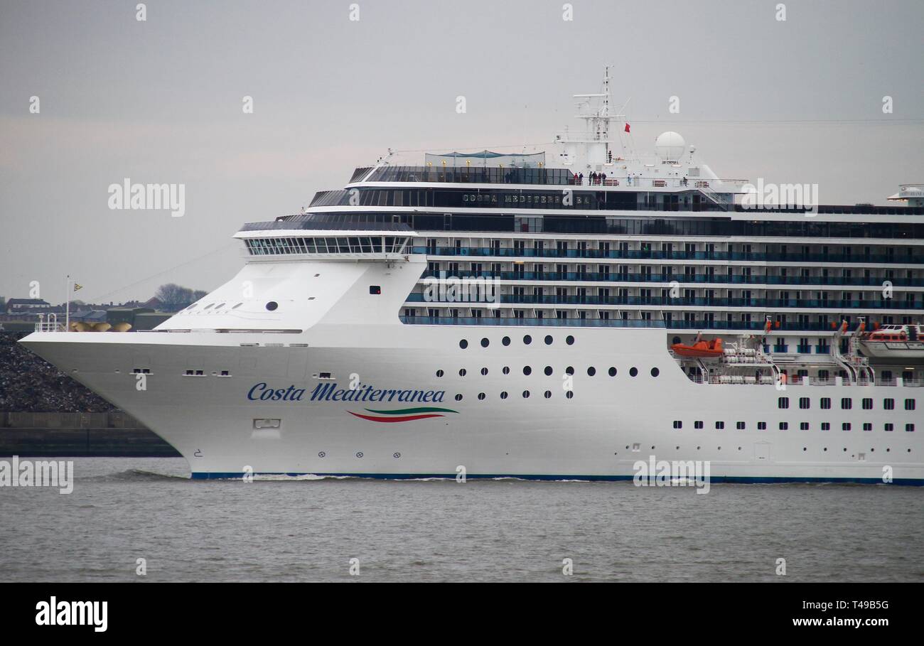 Costa cruises mediterranea hi-res stock photography and images - Alamy