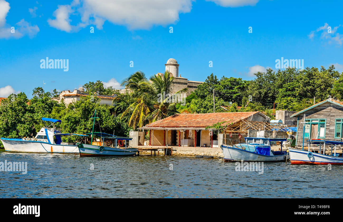 Cuban fishing boats hi-res stock photography and images - Alamy