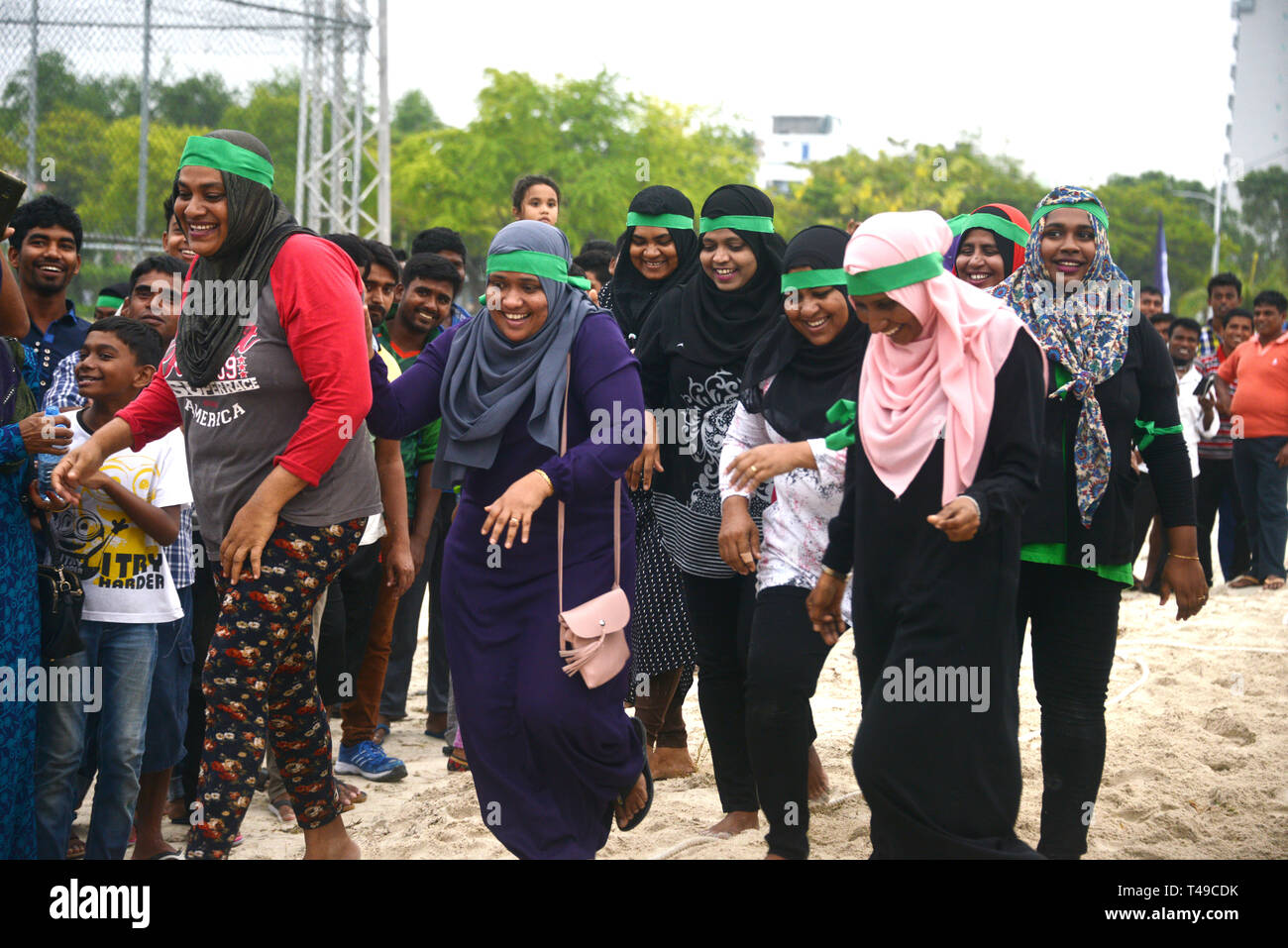 Maldivian women hi-res stock photography and images - Alamy
